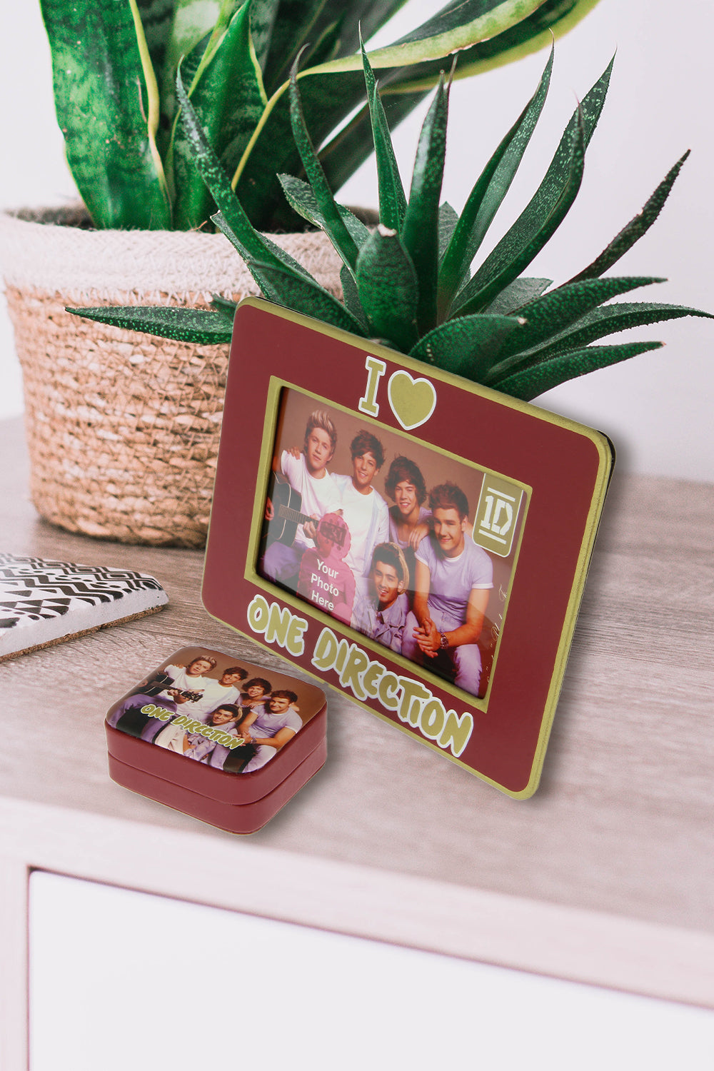 One Direction Photo frame and small Jewelry Box with Gift Pack ...